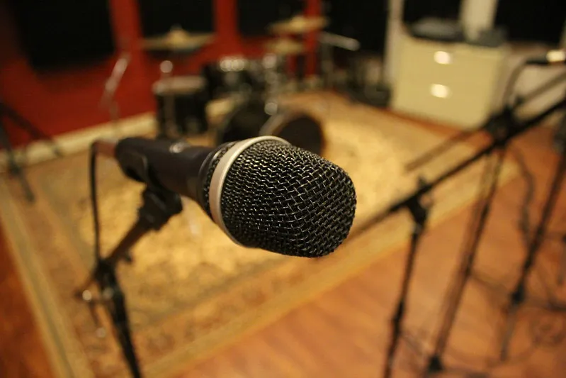 Les 5 Meilleurs Micros Dynamiques pour le Chant (Scène ou Studio)