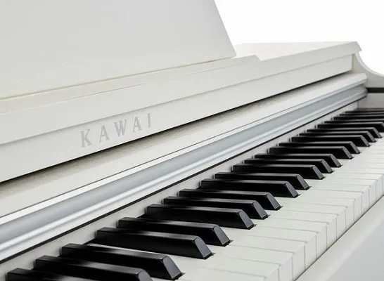 Les 7 Meilleurs Pianos Numériques Blancs (Comparatif)