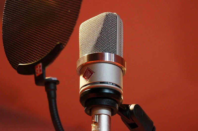 Les 8 Meilleurs Micros Chant pour le Studio et le Live (2025)