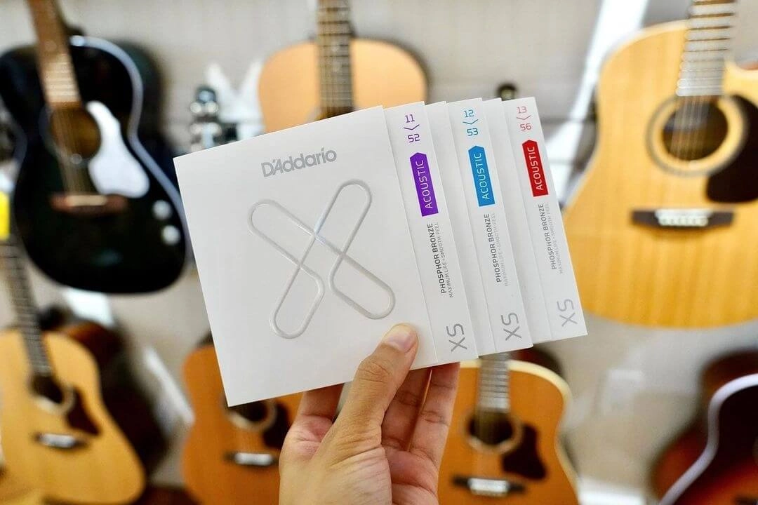 Les 5 Meilleures Cordes D'Addario pour Guitare Electrique ou Acoustique