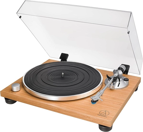 Les 9 Meilleures Platines Vinyles en Bois (Comparatif)
