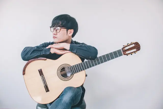 Guitare Classique Ou Folk Quelles Sont Les Différences Comparaison