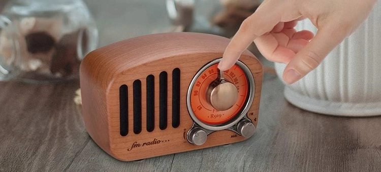 Les 13 Meilleurs Postes de Radio Vintages (Look Rétro)